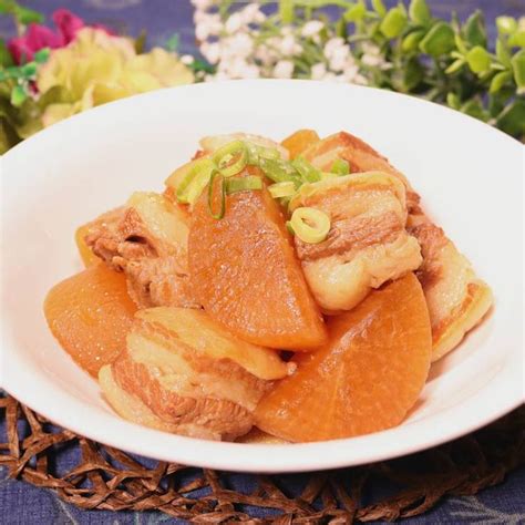 炊飯器で簡単柔らか豚バラ大根 作り方・レシピ クラシル レシピ レシピ 食べ物のアイデア 豚バラ大根
