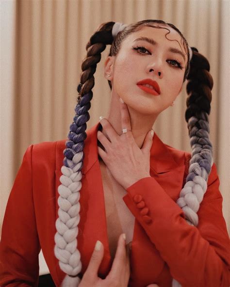 น้ำหวาน เดอะเฟซ เซ็กซี่ในชุดว่ายน้ำ อวดอึ๋มกระแทกตา แทบไม่ได้มองหน้าเลย