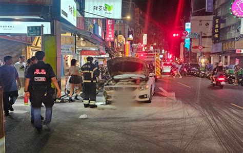259萬bmw敞篷車突竄火！25歲車主淡定滅火 影片曝光 社會 中時新聞網