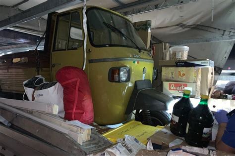 Chiasso Nascondeva Un Veicolo A Tre Ruote Nel Furgone
