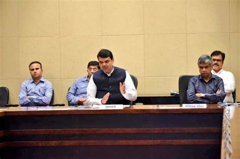 Maharashtra Govt Announces Mega Farm Loan Waiver Scheme Dynamite News