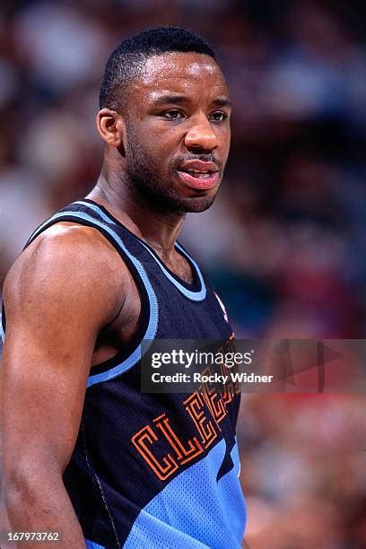 701 Terrell Brandon Photos And High Res Pictures Getty Images