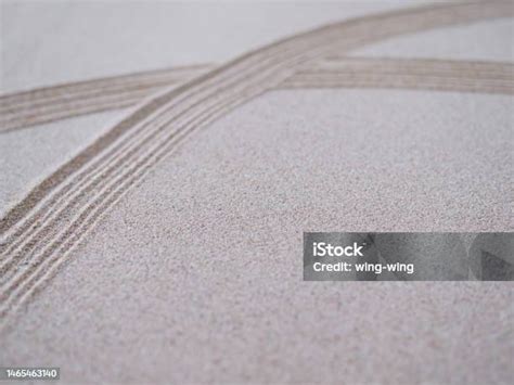 선 정원 차분한 기호 자연 선 패턴 질감 일본 모래 해변 배경 디자인 불교 스파 명상 0명에 대한 스톡 사진 및 기타 이미지 0명 개념 균형 Istock