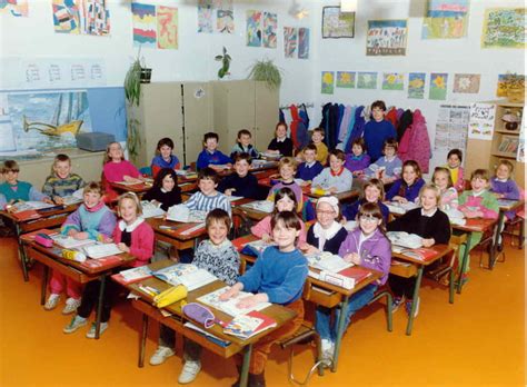 Photo De Classe CE2 1990 91 De 1990 ECOLE COMMUNALE Copains D Avant