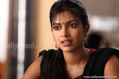 Sexy Mallu Girl Amala Paul Stills 06 60131 Kollywood Zone