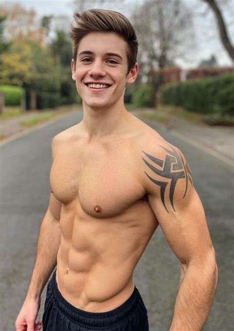 Anyone Know This Lovely Guy Rgayeyebleach