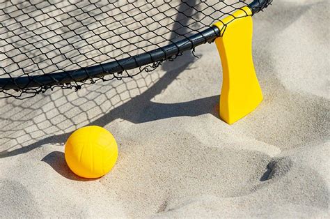 Spikeball Rules 2023: How To Play (Serving, Scoring, Equipment, Set Up)
