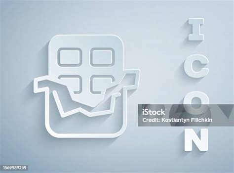 회색 배경에 격리 된 초콜릿 막대 아이콘을 잘라 종이 종이 아트 스타일 벡터 3차원 형태에 대한 스톡 벡터 아트 및 기타 이미지 3차원 형태 공란 다이어트 Istock