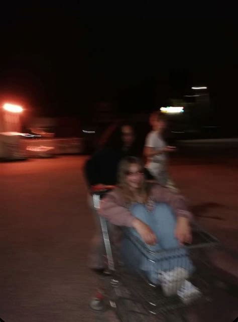 I Need Friends Cute Friends Grunge Photography Friends Photography