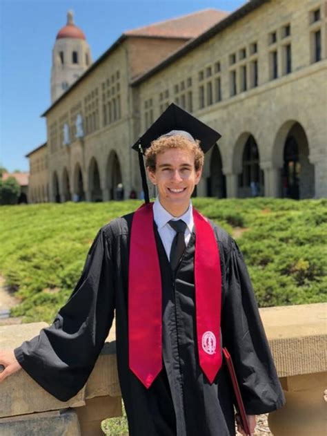 Grandmaster Daniel Naroditsky Telah Meninggal Dunia Pada Usia 29 Tahun