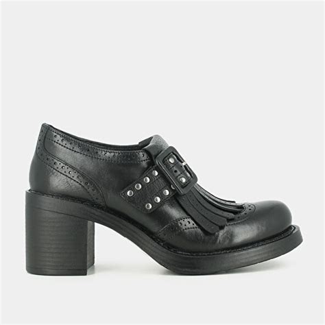 Mocassins En Cuir Noir Femme à Talon Et Pate Frangée Jonak