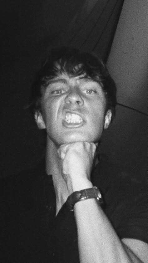 Pin By Tata On Artists Rafe Hottest Guy Ever Drew Starkey Shirtless