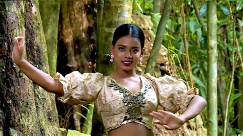 මුමුණන වචන වලට ලස්සනට නටන රන් එතනා Youtube