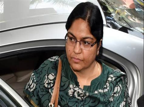 Ias Pooja Singhal Treated In Rims Was Shifted To Hotwar Jail 2 माह बाद