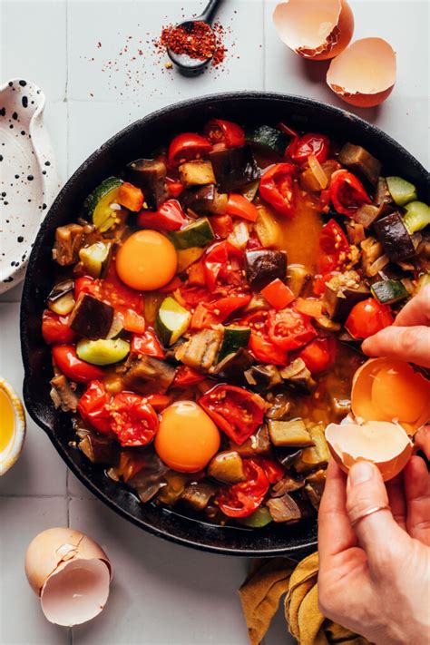 Skillet Ratatouille And Eggs 1 Pan Meal Minimalist Baker Recipes