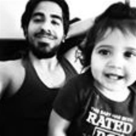 Stream Daryoosh Noori Music Listen To Songs Albums Playlists For