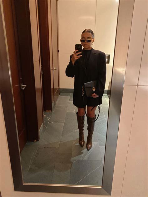 Oversized Blazer With Knee High Boots Leather Knee High Boots Outfit