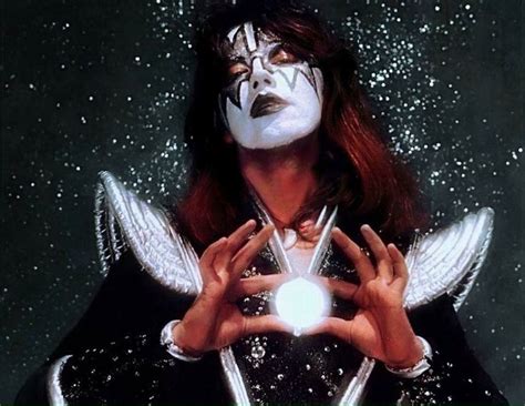 Pin By Chris On Kiss 1976 Shoots And Appearances Ace Frehley Kiss