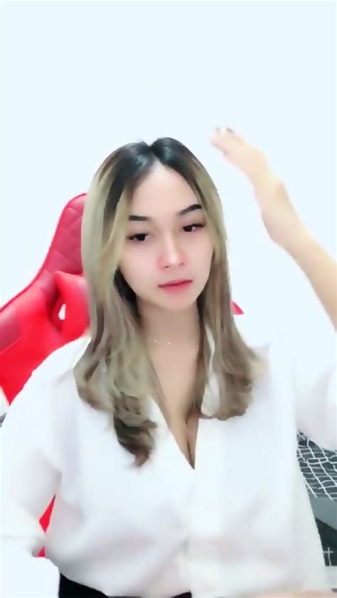 Ulyaa Belahan Susu Jam Indonesia Mnt P