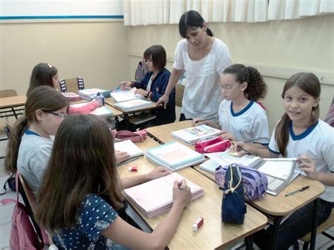 A melhor forma de entender o mundo é CONHECER Instituto Americano de