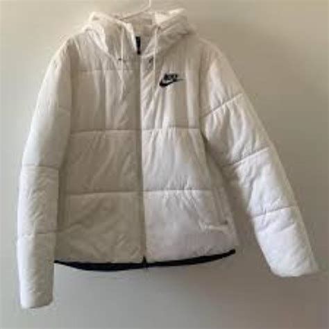 White Nike Puffer Coat Depop