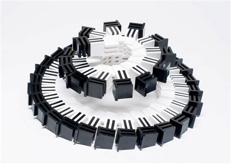 Interlocking Boulding Blocks Offer Limitless Possibilities