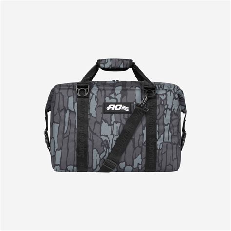 슈프림 X Ao 24 팩 쿨러백 트레바크 카모 24ss Supreme Kream