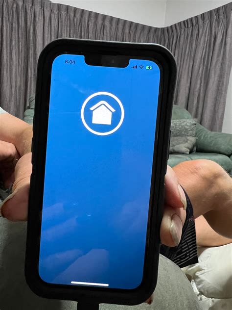 solved app stuck on logo screen for weeks arlo community