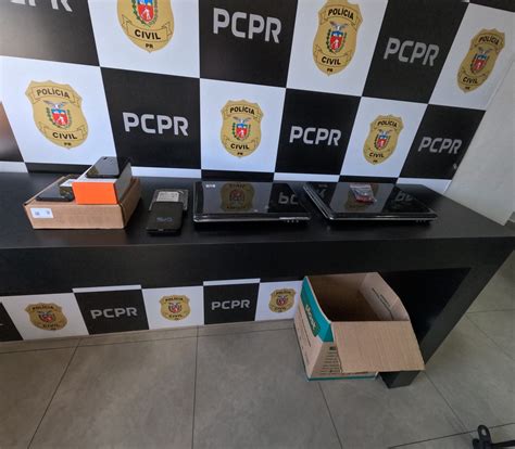 Professor é preso por armazenamento de pornografia infantil e