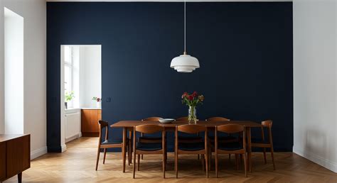 Creating A Focal Point How To Use Color Strategically Clothes Color Guide