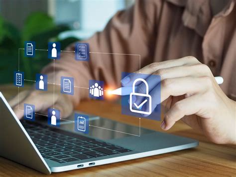 what is a sharepoint list and how does it work