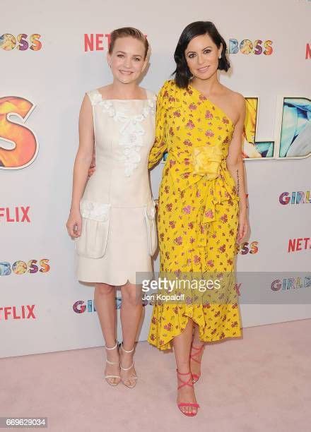 Emily Browning Ella Purnell And Emma Greenwell Attend The Starz 2019 Artofit