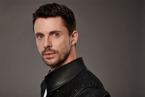A Discovery Of Witches 4k Teresa Palmer Matthew Goode Hd Wallpaper