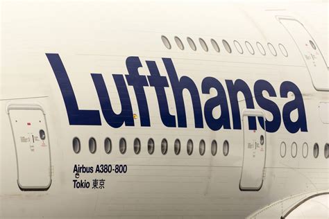Lufthansa Announces Global Blockchain Challenge For The Aviation Industry