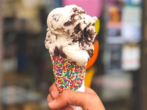 5 Dessert Instagram Pages Every Dessert Lover Needs To Check Out