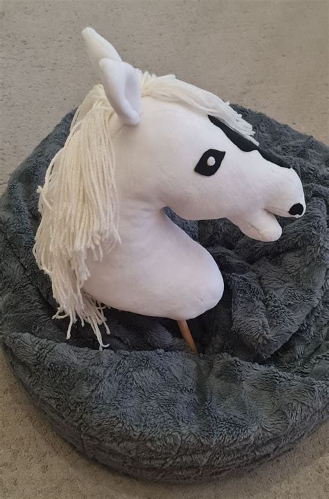 Konik hobby horse biały z czarną łatką Przemyśl OLX pl