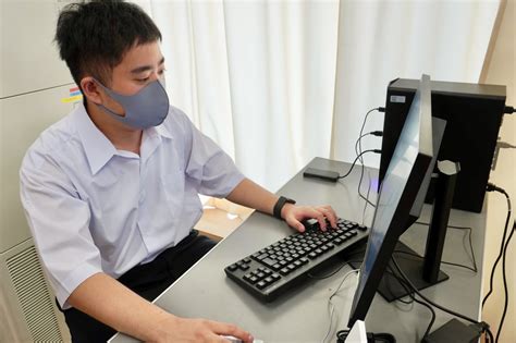 めざせ全国大会！〜アビリンピックの練習②〜縫製・機械cad・写真撮影・フラワーアレンジメント｜愛知県立名古屋聾学校