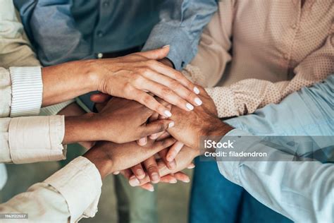 Teamwork 통일에 대한 스톡 사진 및 기타 이미지 통일 일체감 팀워크 Istock
