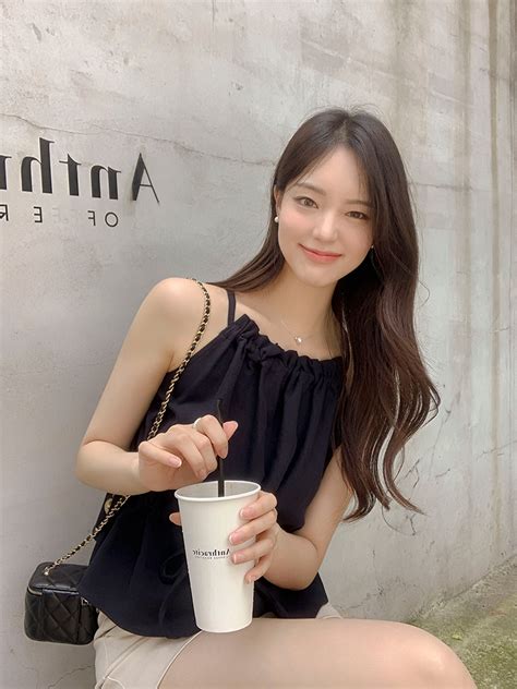 렌느 여름신상하객룩 로제 린넨 홀터넥 나시 4colors