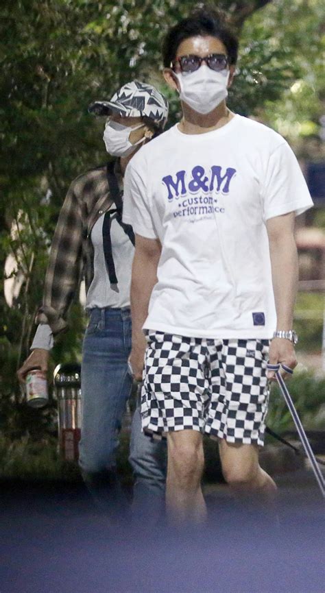 木村拓哉＆工藤静香カッコよすぎる愛犬お散歩ツーショット Fridayデジタル