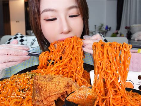 大数据把这个视频推给你肚子饿了的朋友，让他（她）今晚美美睡一觉 橘子公主 橘子公主 哔哩哔哩视频