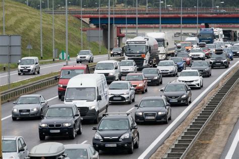 Zakaz sprzedaży aut spalinowych Jest porozumienie większość państw UE