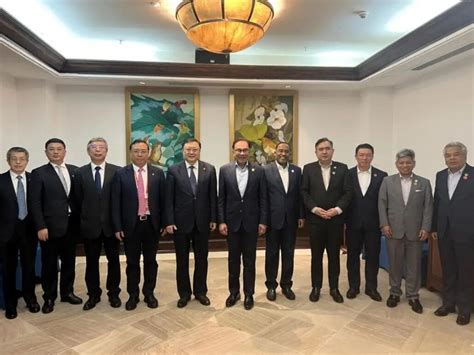中交集团董事长王彤宙拜会马来西亚总理安瓦尔 见道网
