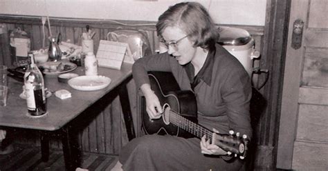 La Tragedia De Connie Converse La Cantante Que Triunfó 30 Años Después