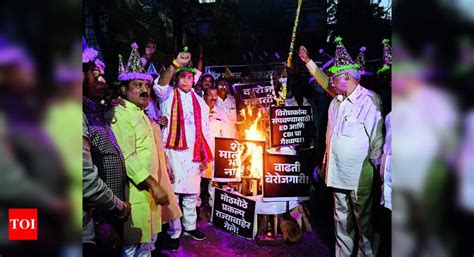 Modi Government Symbolism Rules As Oppn Uses ‘holi Dahan To Target