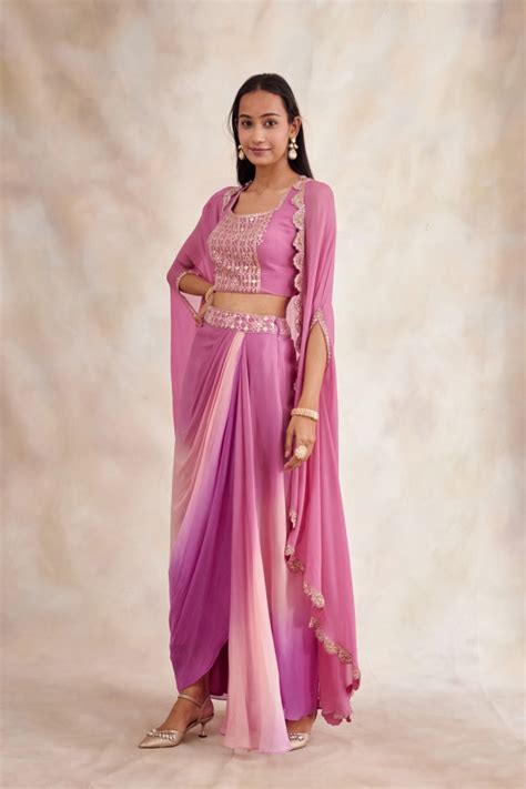 Shop Designer Indian Ethnic Wear In Dubai At Frontier Raas