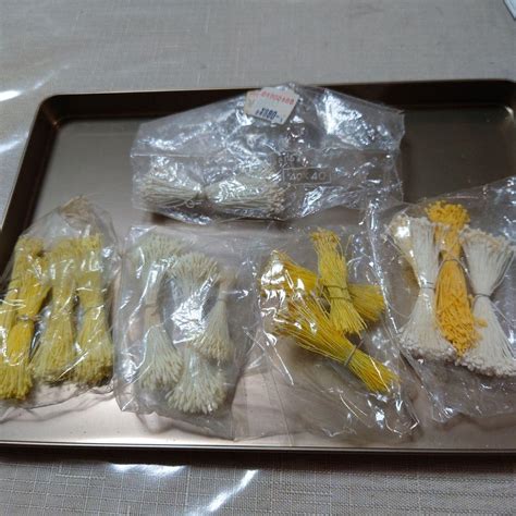 アートフラワー素材材料パーツ アートフラワーパーツ細糸バラペップ極小 白 黄 By メルカリ