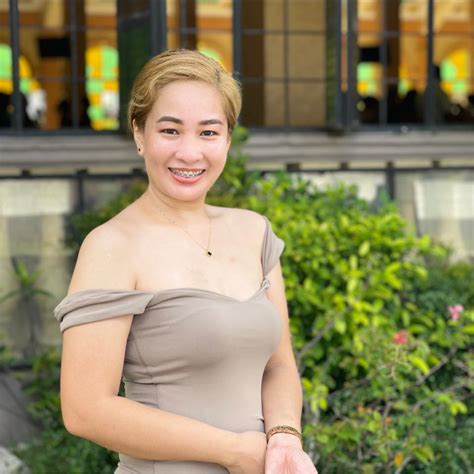 Kim Chiu Kim Chiu At Bench Universe Denim And Underwear Show 2012 September 14 2012 At 12 04