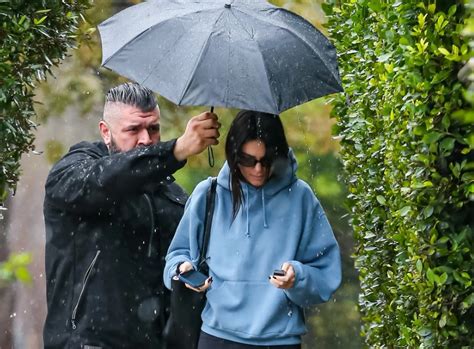 He Getting Paid He Probably Make More Than You Kendall Jenner S Rude Behaviour To Her