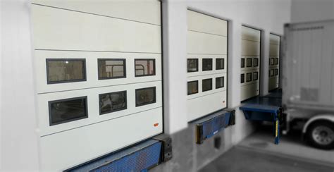 Loading Dock Safety Stats And Facts Spanish Bhhc Safety Center